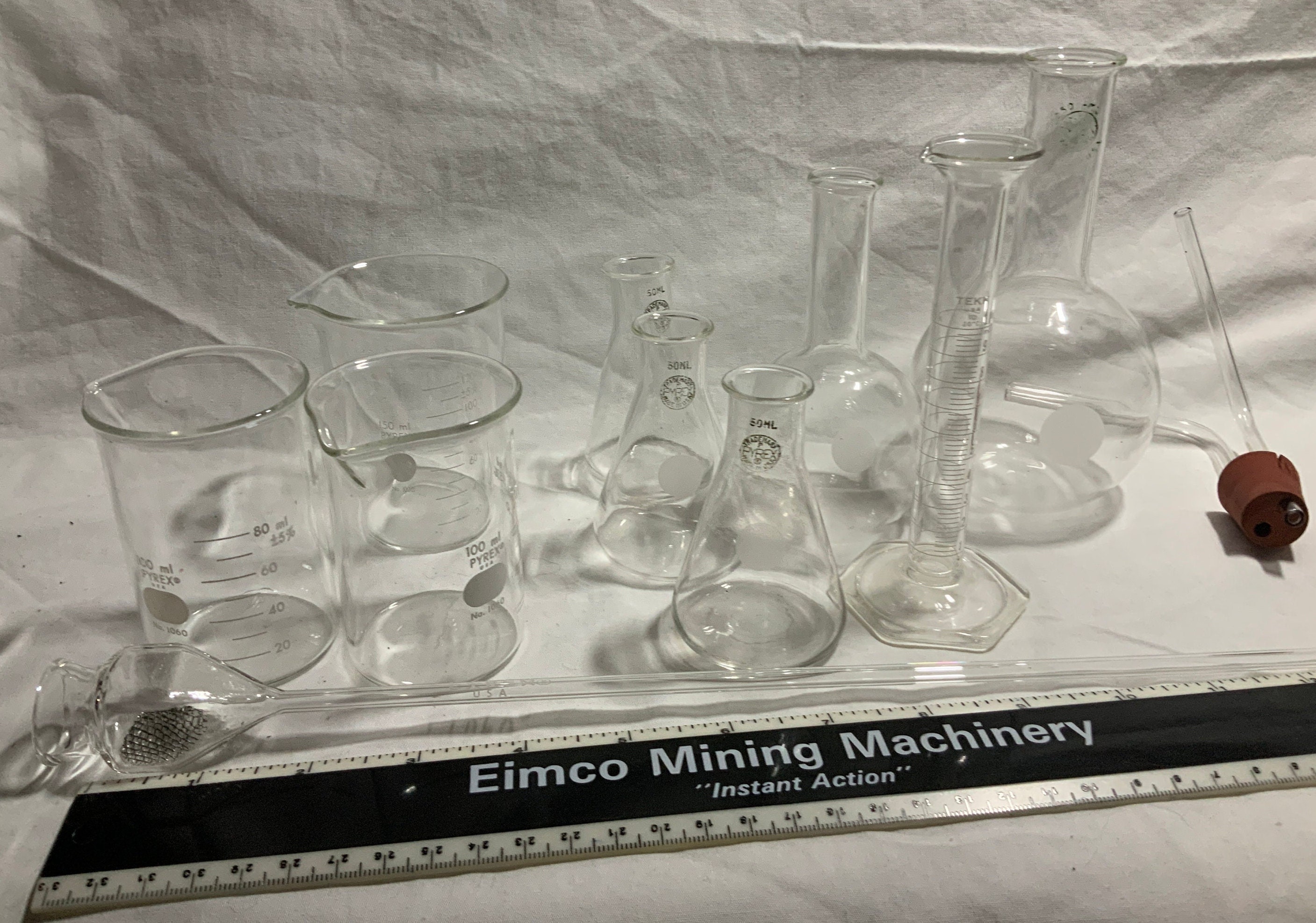 Vintage Pyrex Beakers, Flasks & More Chemistry Laboratory Glassware 12 ...