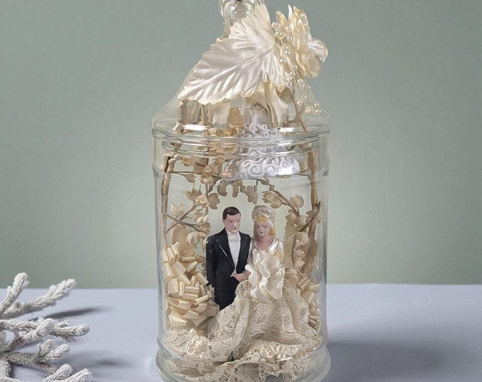 1950s Wedding Cake Topper in Glass Display Jar – Vintage Bride & Groom ...