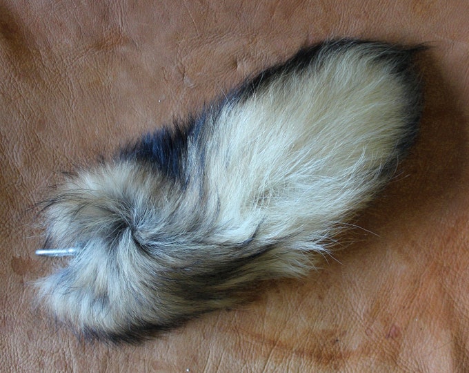 Tanuki Tail - Real Eco-friendly Tanuki Fur Dance Tail on Carabiner ...