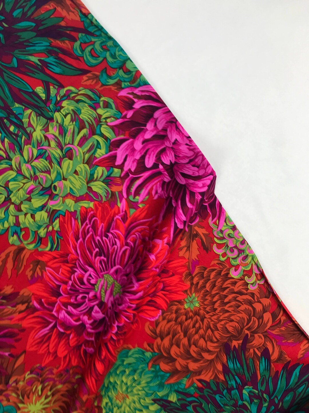 Japanese Chrysanthemum Scarlet - Philip Jacobs - Kaffe Fassett ...