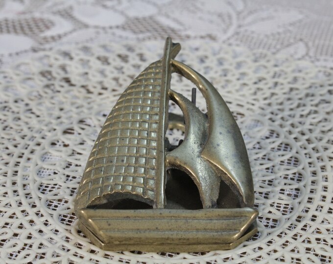 Vintage Solid Brass Sailing Ship Paper Clip Sailboat Paper Weight Box ...