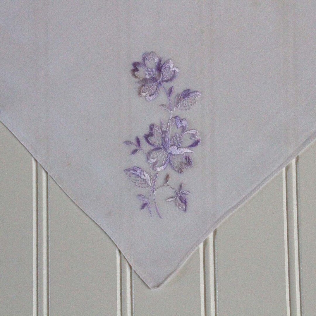 Vintage Handkerchief in White With Embroidered Floral Design in ...