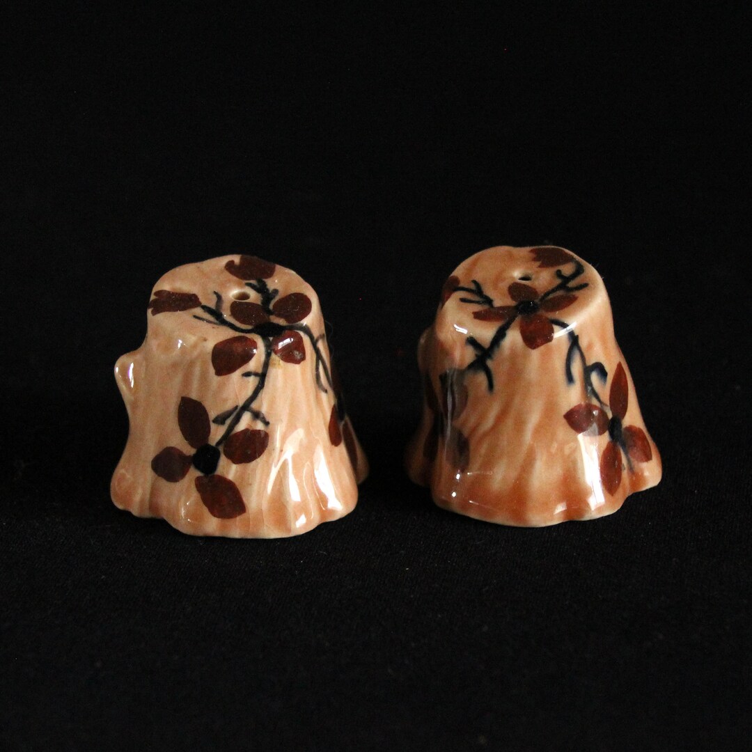 Vintage Floral Tree Stump Salt and Pepper Shaker Set - Retro Kitchen ...
