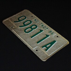 Indiana Truck License Plate 1986 - Commercial Truck - Automobile - Car ...