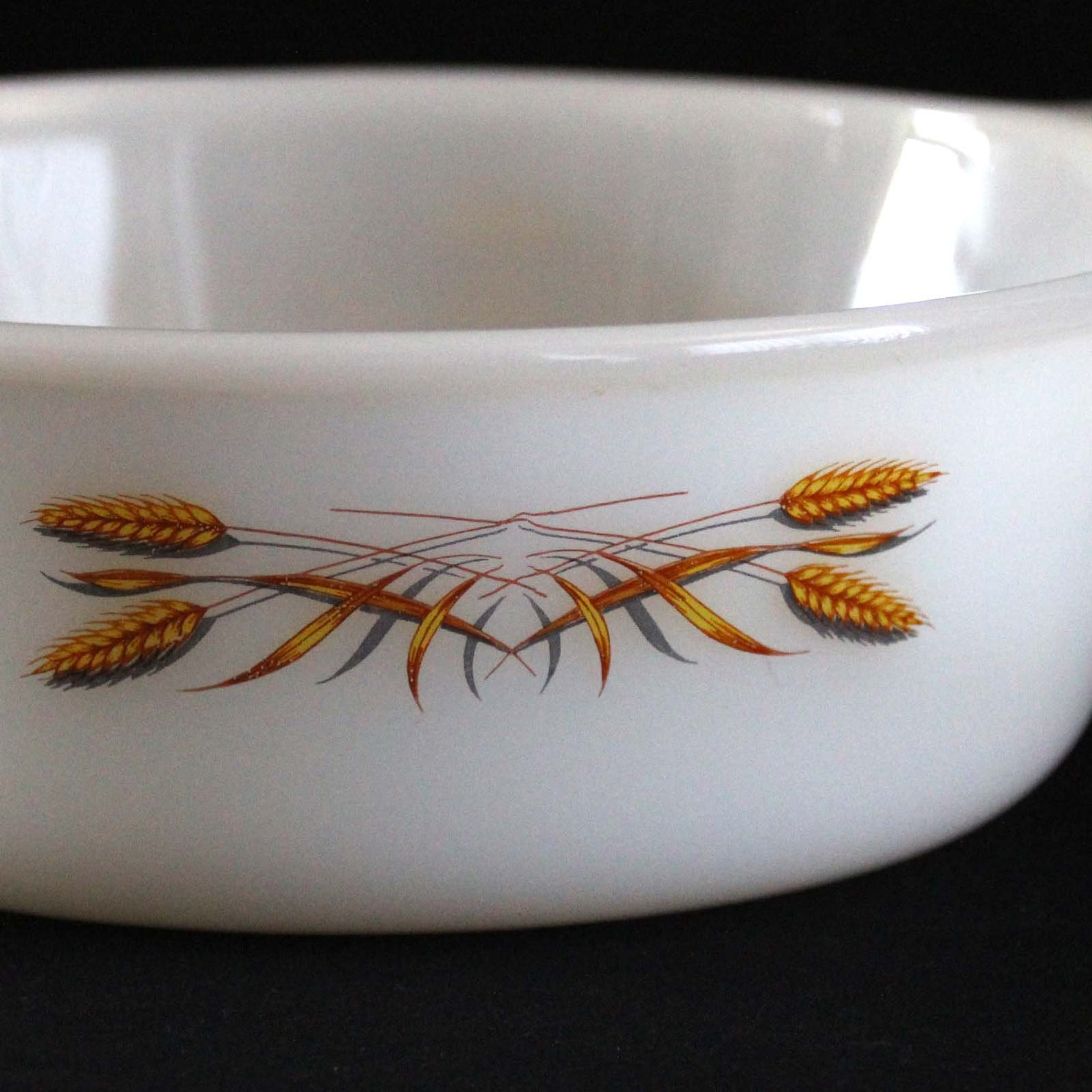 Fire King Wheat Round Casserole Dish - Anchor Hocking Ovenproof Baking ...