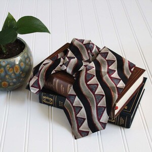 Vintage Men's Necktie - Wavy Striped Design - Wide Tie - Black, Grey ...