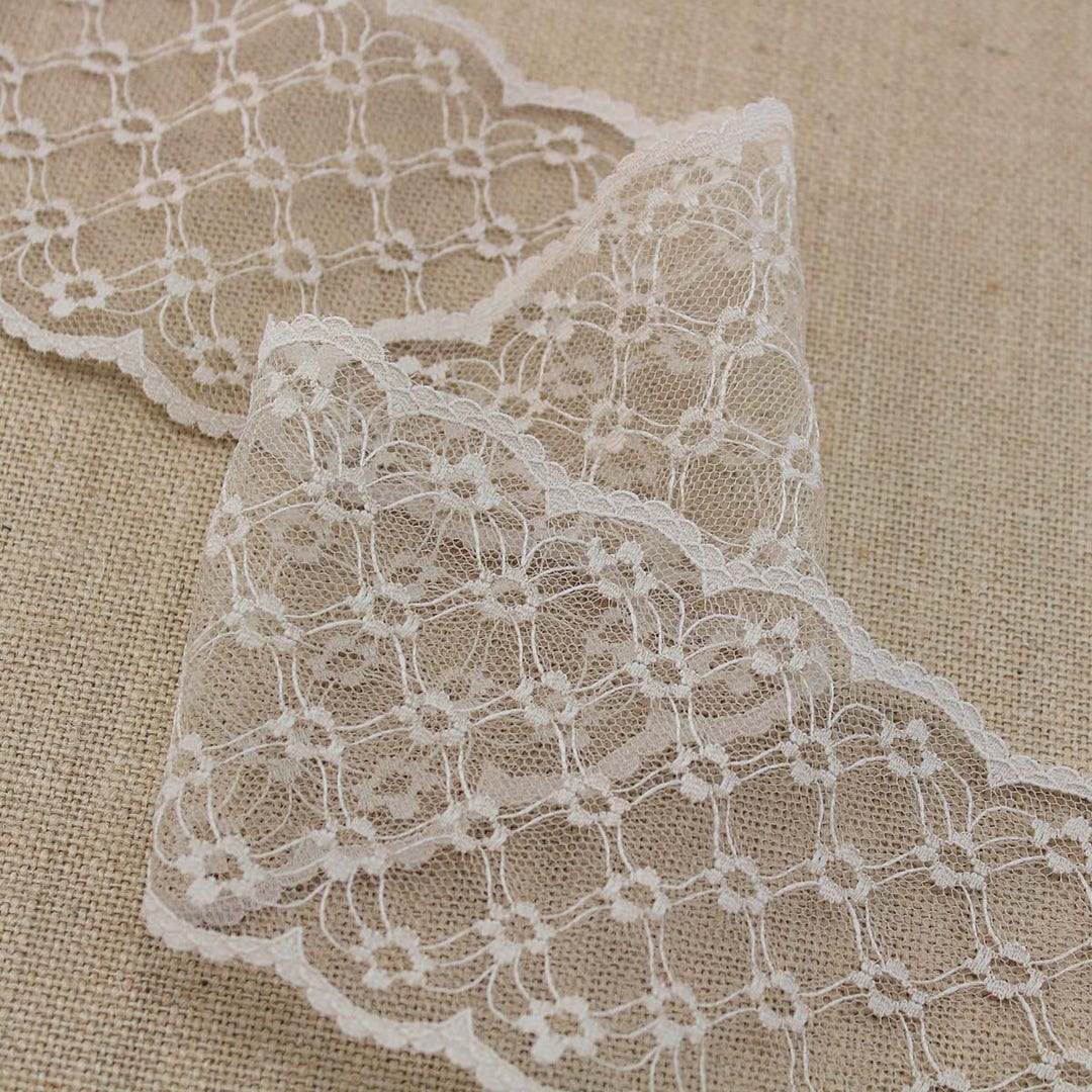 2 Yards of Vintage Lace in Beige 4 Inches Wide - Etsy