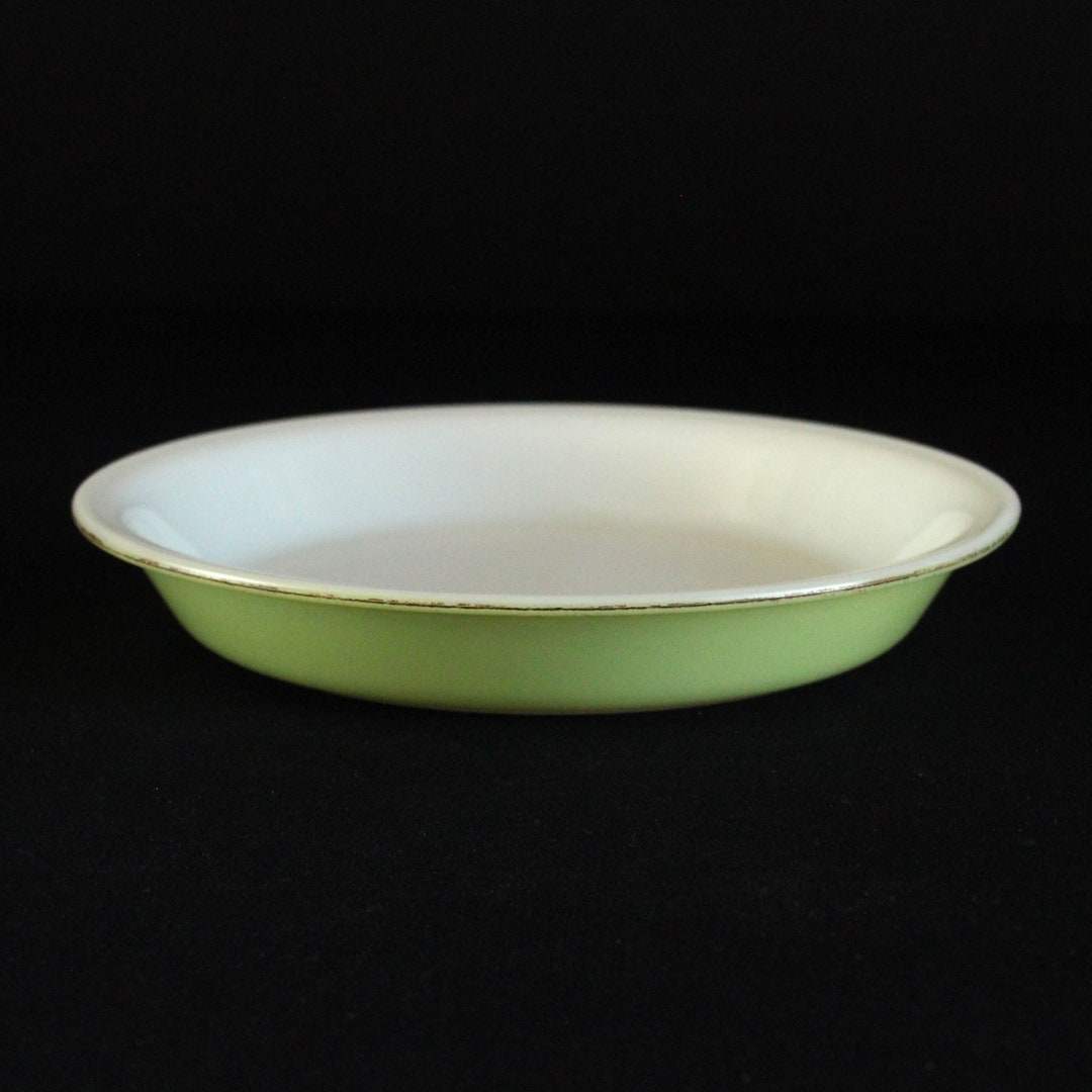 Pyrex Pie Plate in Lime Green 9 Inch Shallow Ovenware Baking Dish 909 ...