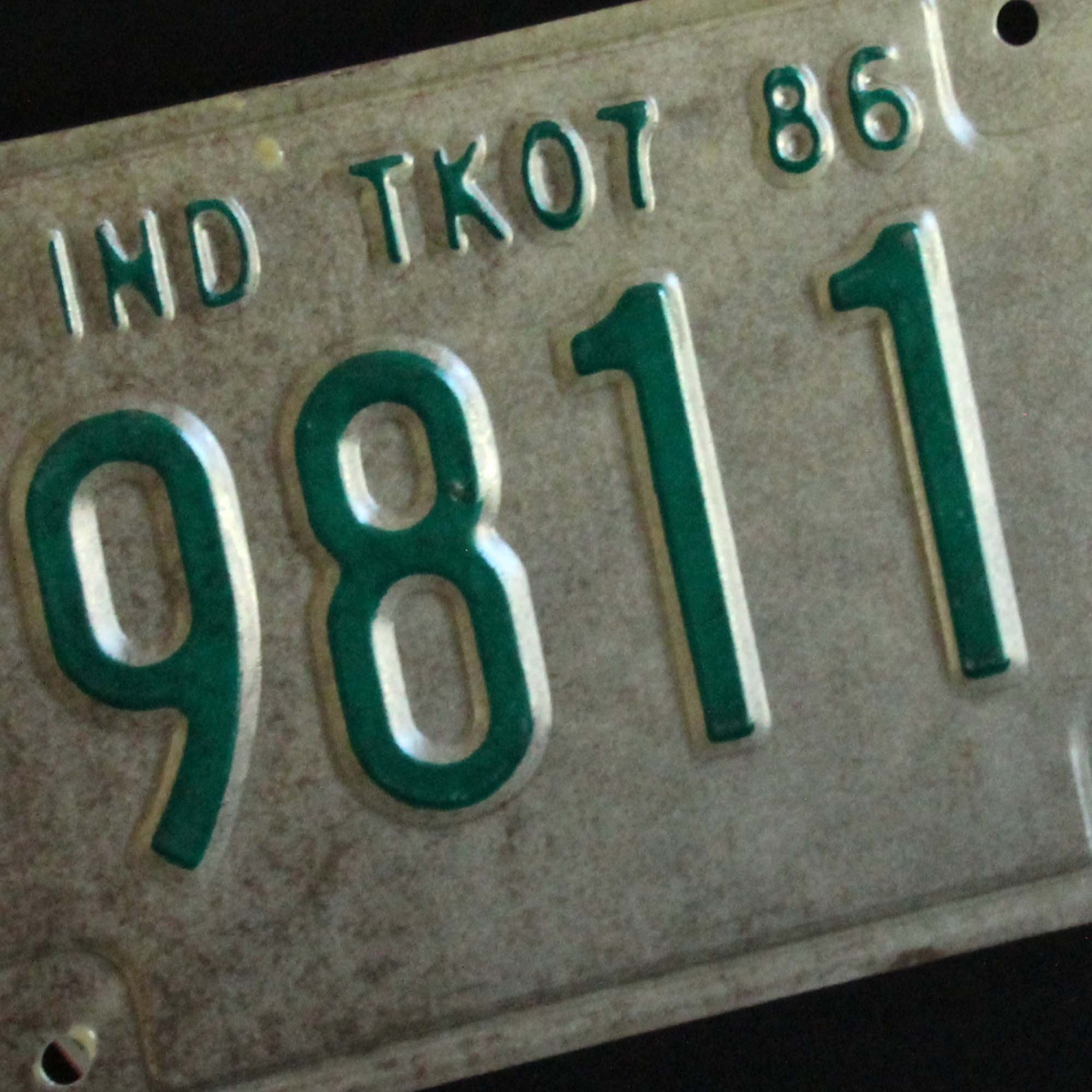 Indiana Truck License Plate 1986 - Commercial Truck - Automobile - Car ...
