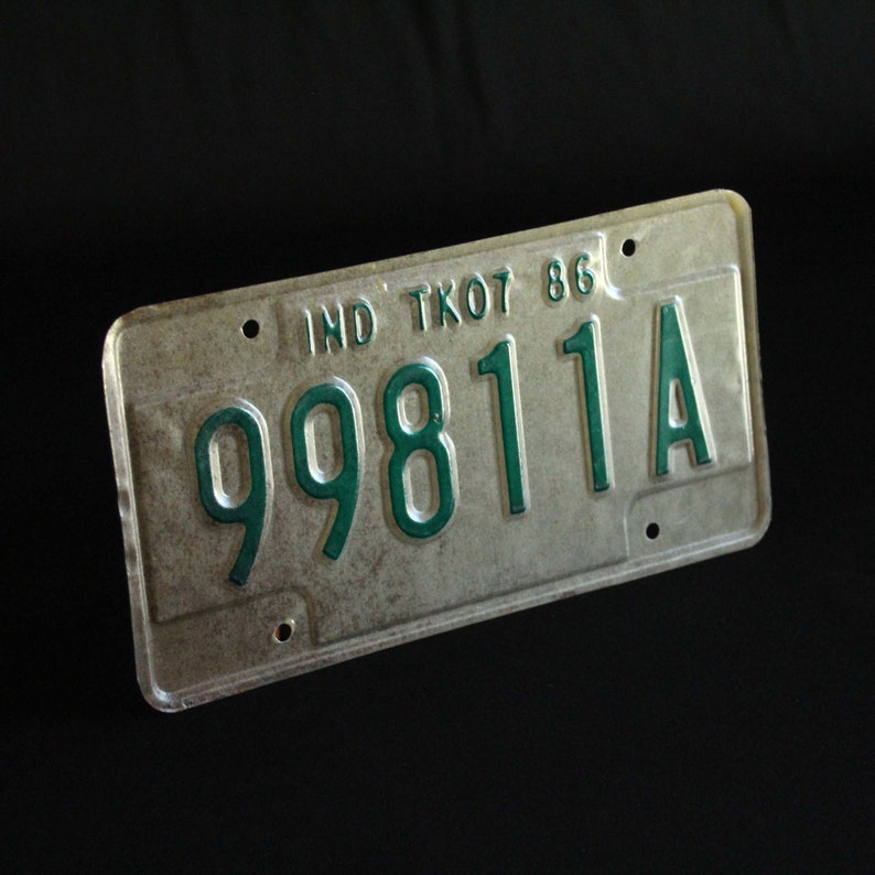 Indiana Truck License Plate 1986 - Commercial Truck - Automobile - Car ...