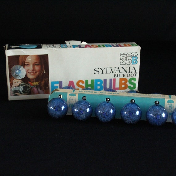 Las Vegas Mall 10 Vintage 9 Sylvania Flashbulbs Blue Dot Press 25 Clear ...