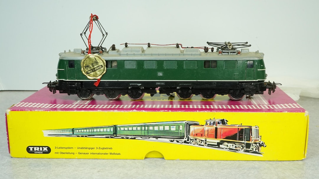 Trix Express H0/HO 2235 Br Class E50 Six Axle Electric Dual Motor Loco ...