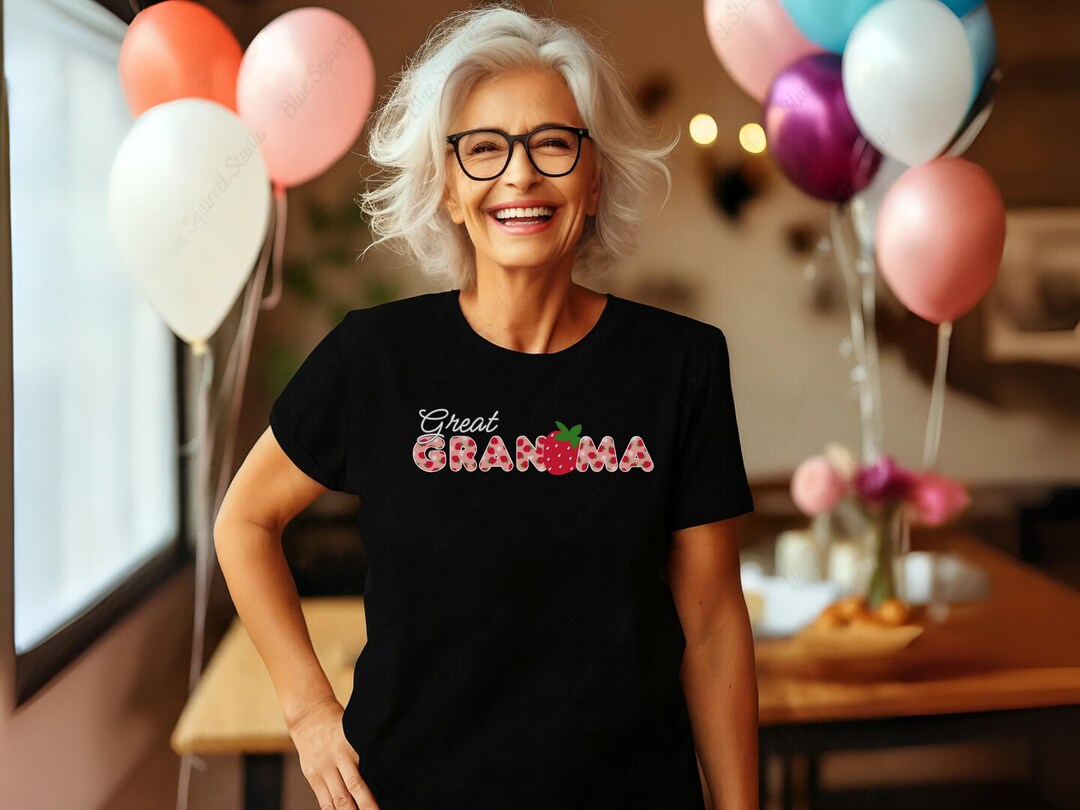 Great Grandma Strawberry Tee, Family Reunion Top - Etsy
