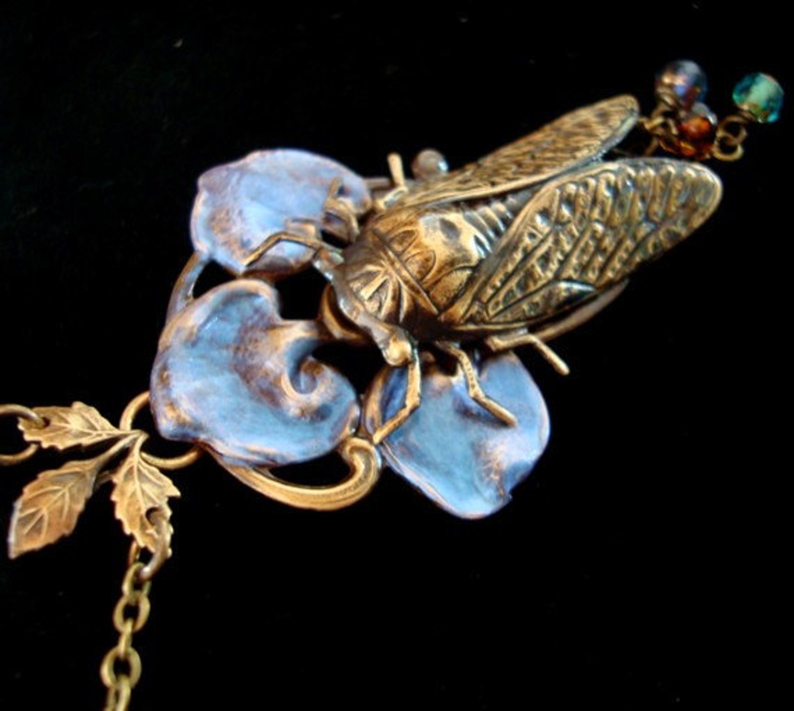 Cicada Bug, Exclusive Design Iridescent Leaf Pendant, VICTORIAN BUG ...