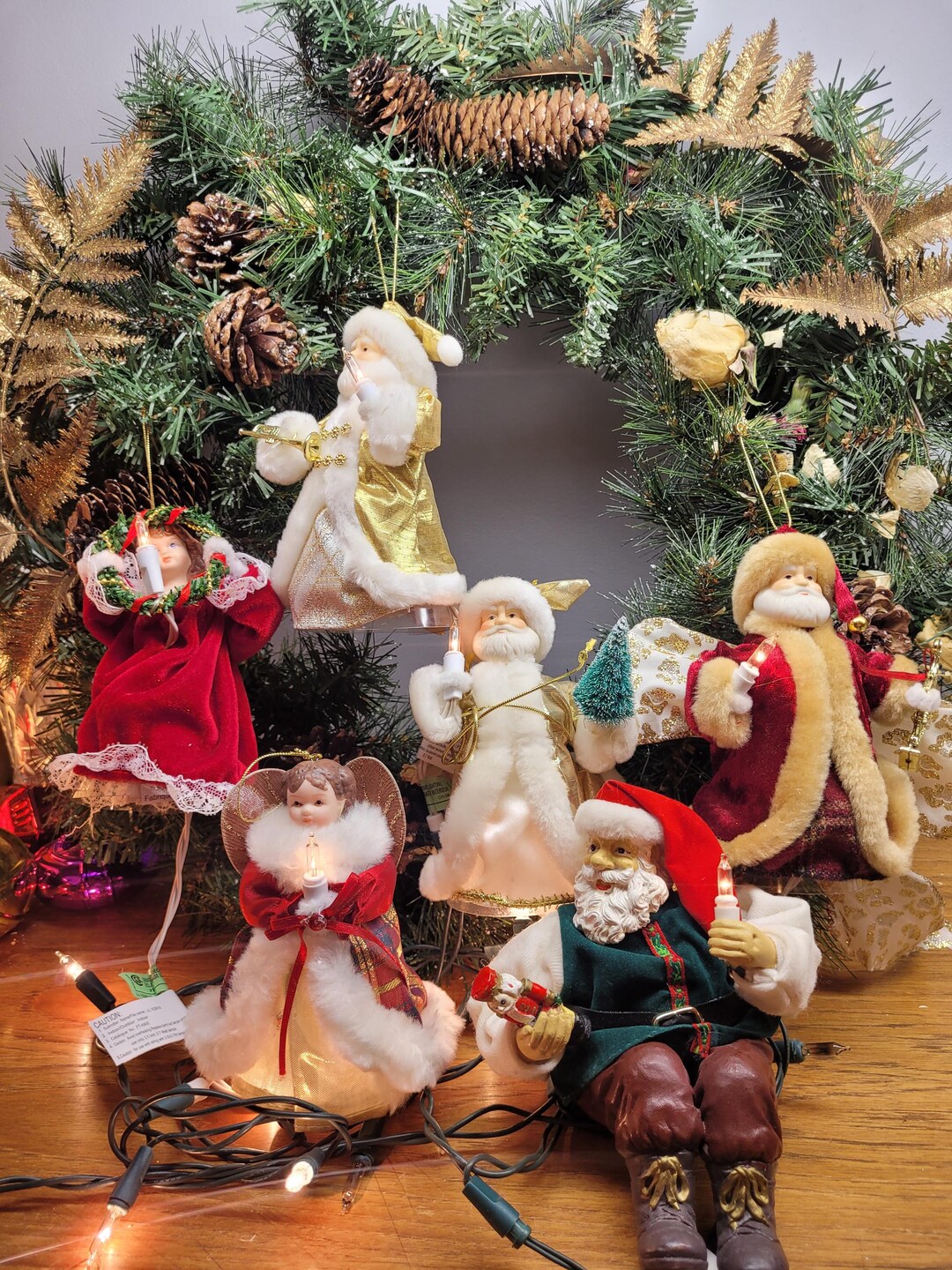 Vintage Animated Santa Claus Figurine Set: Light-up Christmas Ornaments ...