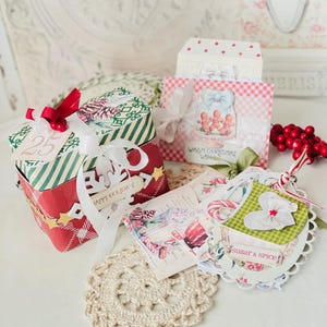 Box With TAG Album and Mini Envelopes Set CHRISTMAS Mini Tag Album ...