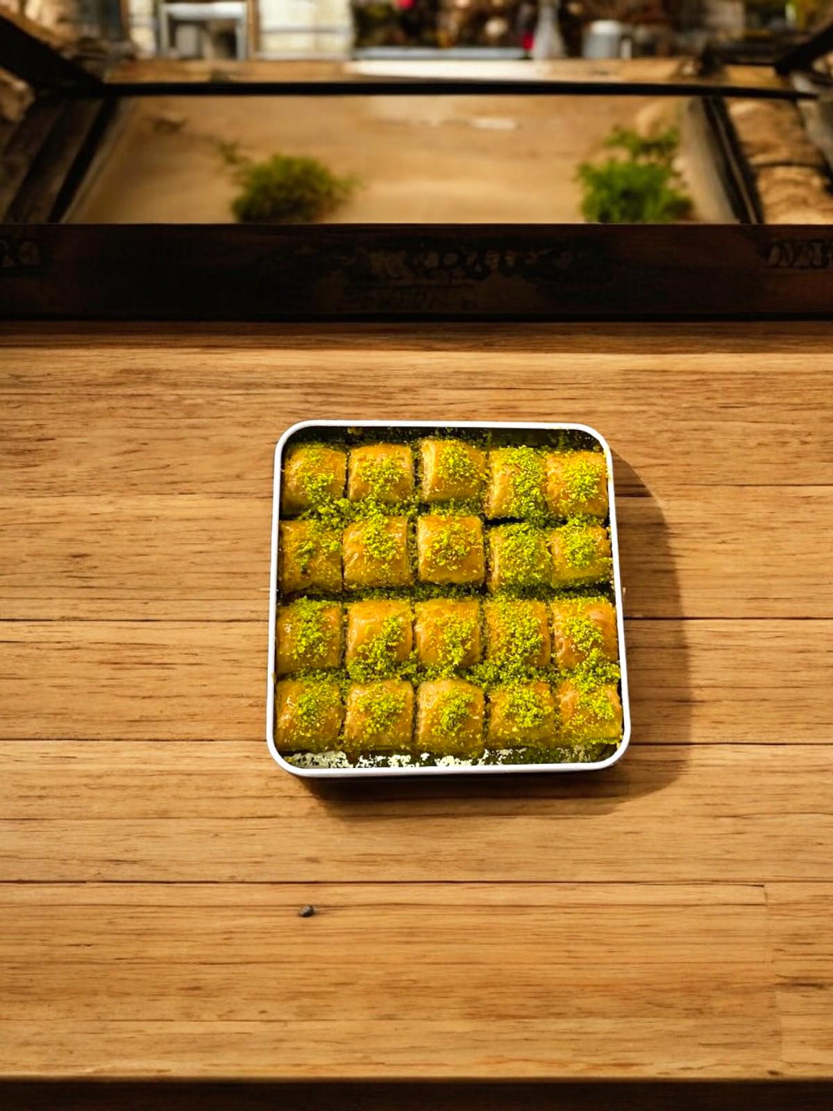 Turkish Pistachio Baklava Mini Special Baklava Authentic Turkish ...