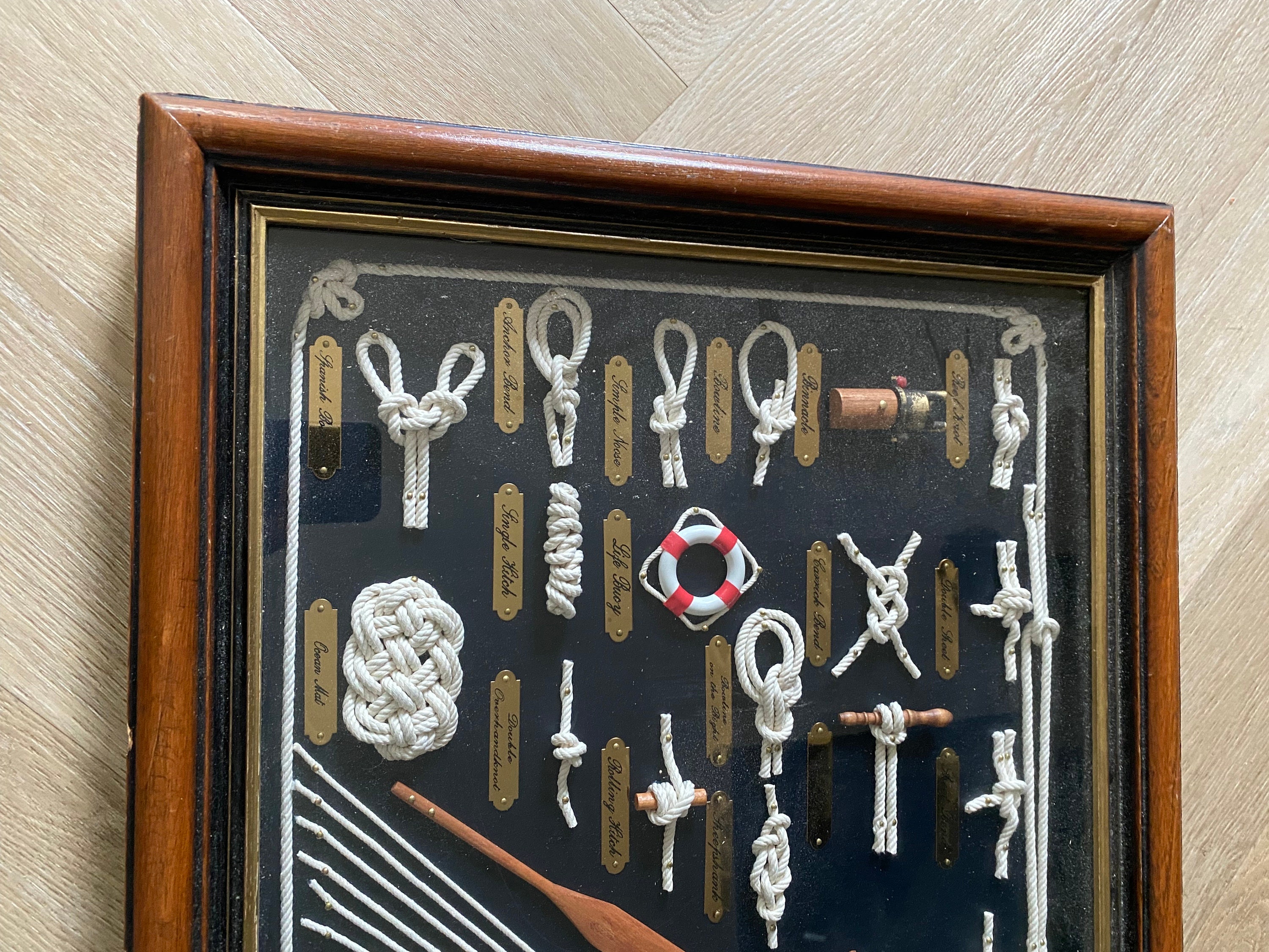 Old English Knotboard. With Messing Name Tacs. - Etsy