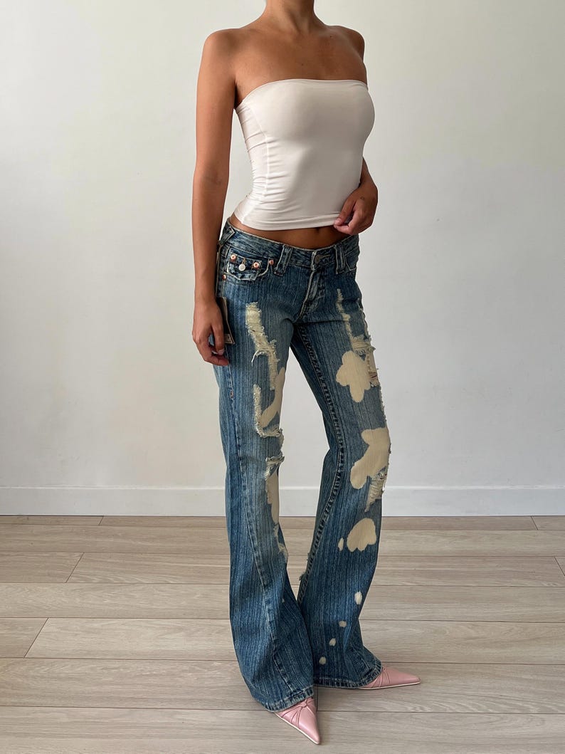 Made in USA Vintage True Religion Distressed Washed Flared Jeans W26 ...