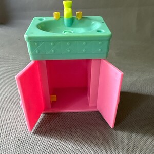 Dora the Explorer Miniature Furniture Lot – 2000s TV Stand, Vanity, and ...