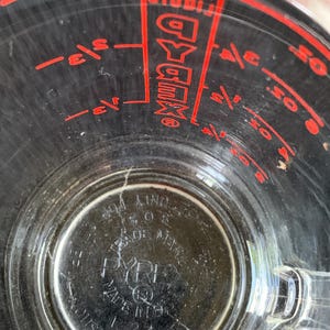 Vintage Pyrex 1 Cup Measuring Cup - Heavy Glass - Closed Handle - With ...