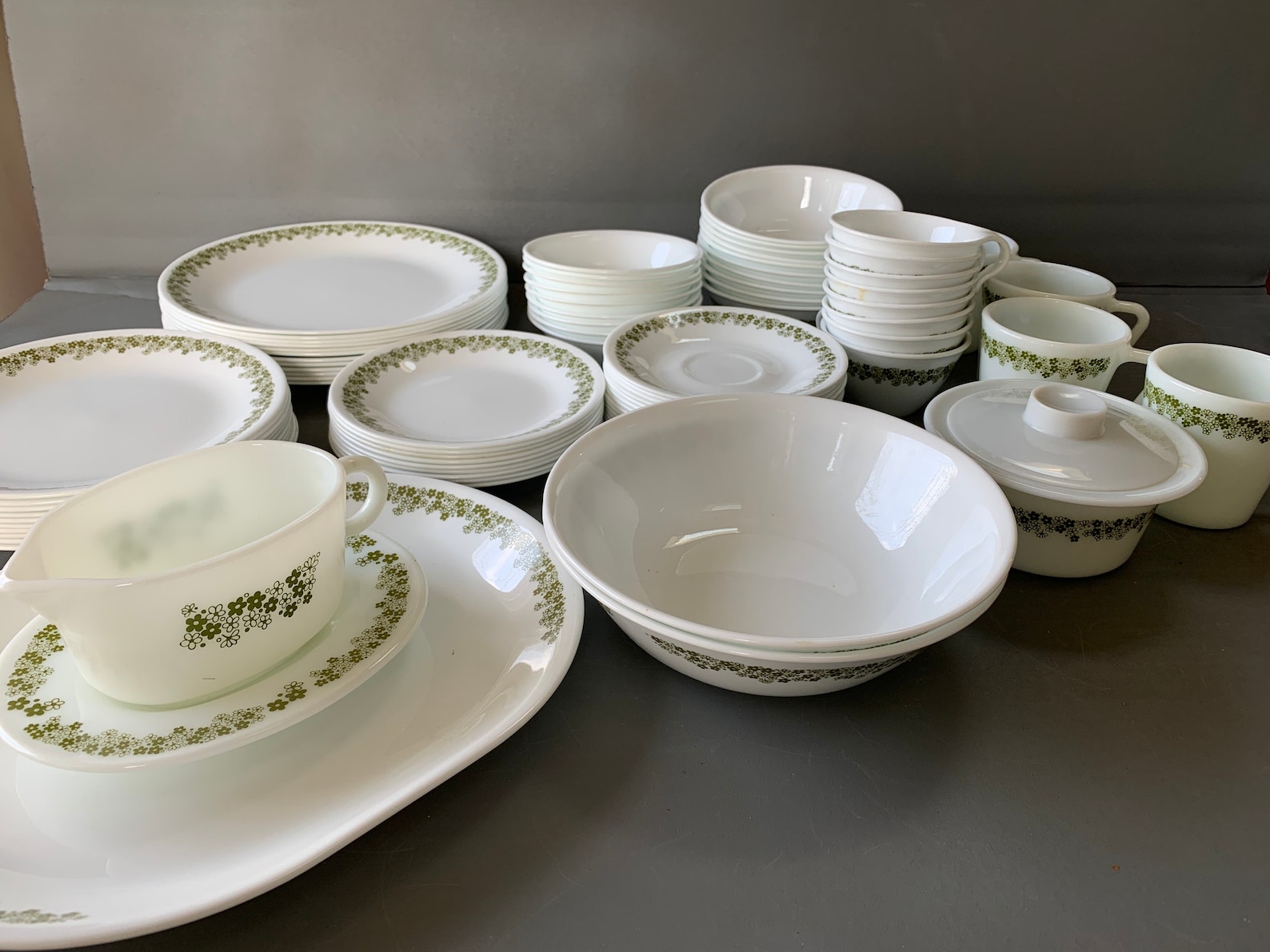Choose Your Corelle Spring Blossom/crazy Daisy Dinnerware - Mix and ...