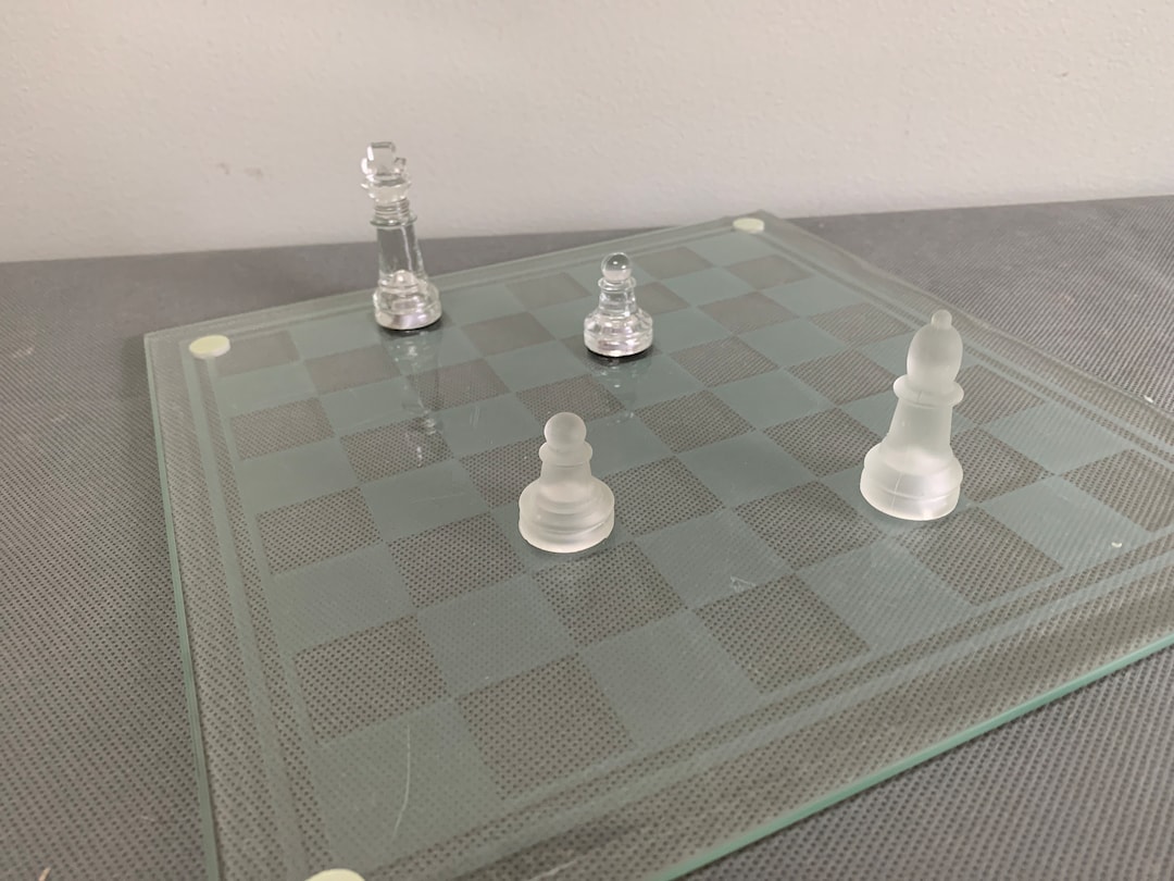 Chess Set Glass Board With Clear and Frosted Pieces in Original Box - Etsy