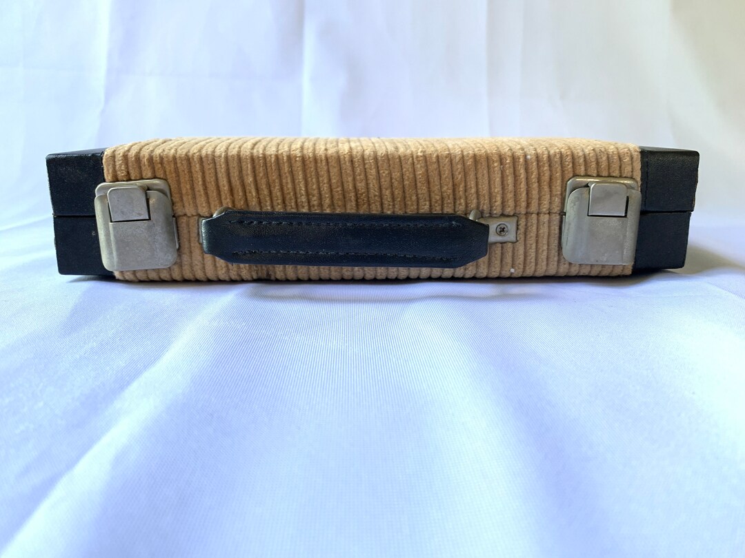 The Grooviest Backgammon Set Ever Made Complete and Ready to Play ...