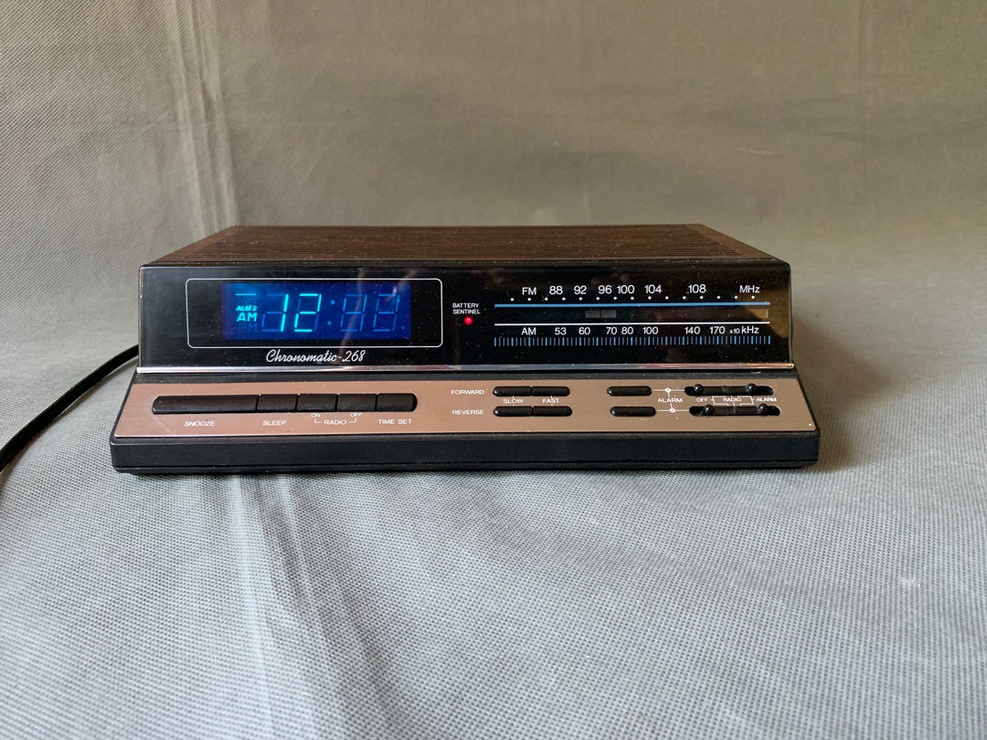 Vintage Clock Radio - Realistic Chronomatic 268 - Great Condition ...