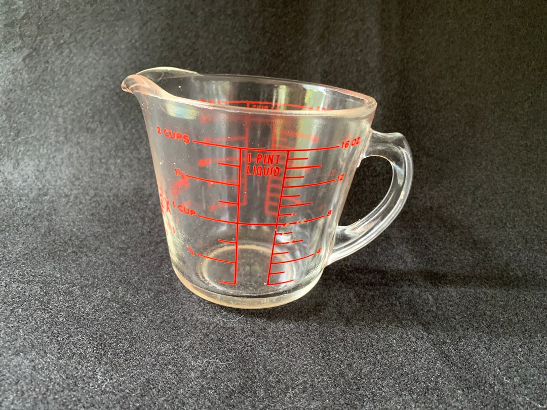 Pyrex 2 Cup Measuring Cup - Heavy Glass - Closed Handle - With Cups and ...