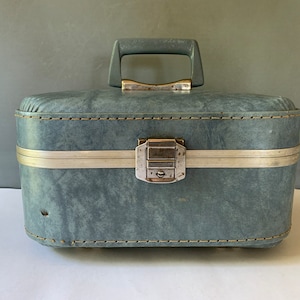 Turquoise Train Case With Blue Interior - Etsy