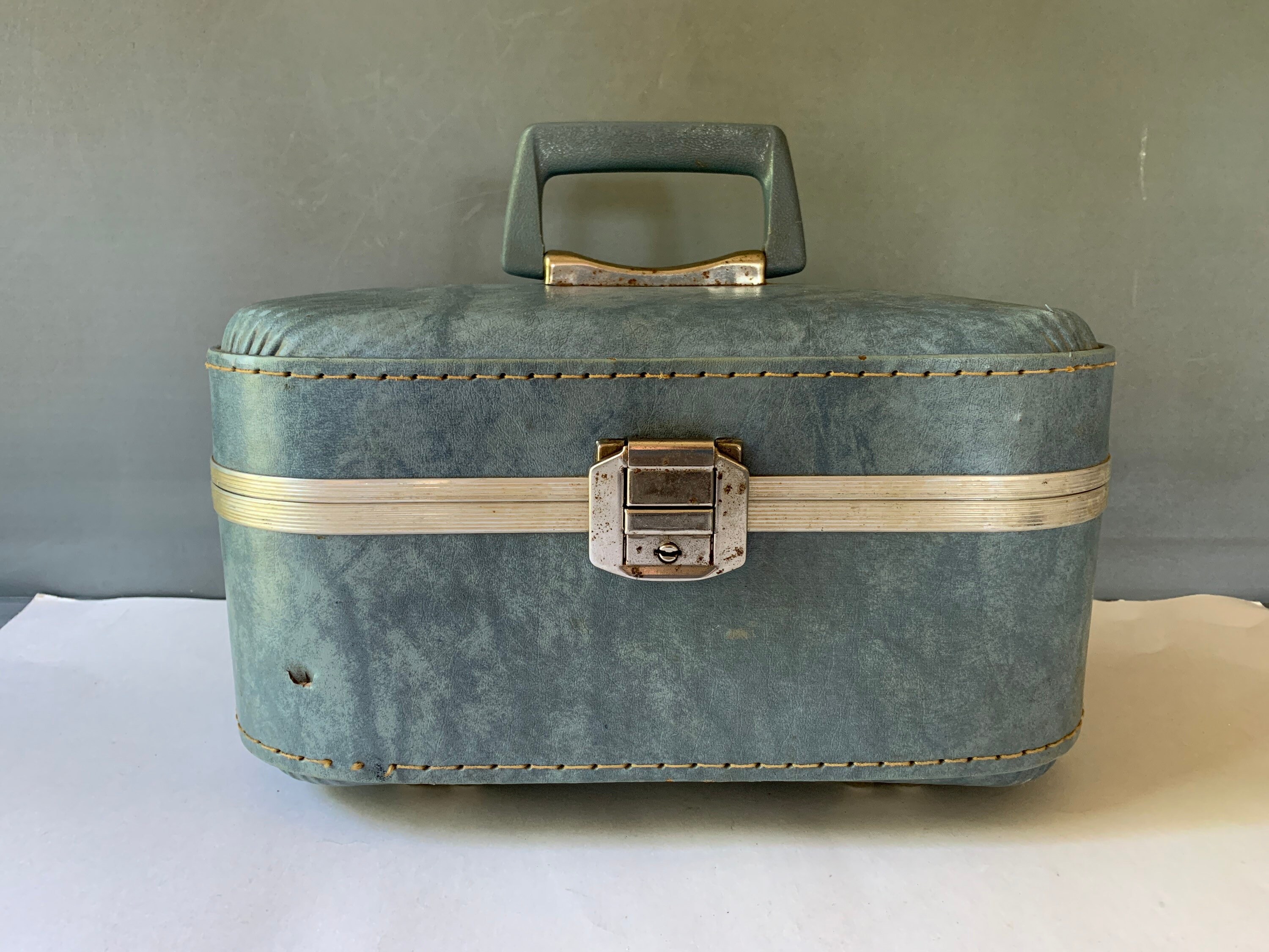 Turquoise Train Case With Blue Interior - Etsy