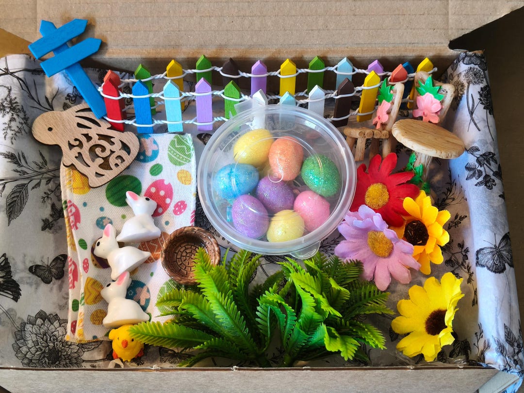 Tuff Tray Kit - Easter Picnic - With Tools, Kinetic Sand, Dough Kit or ...