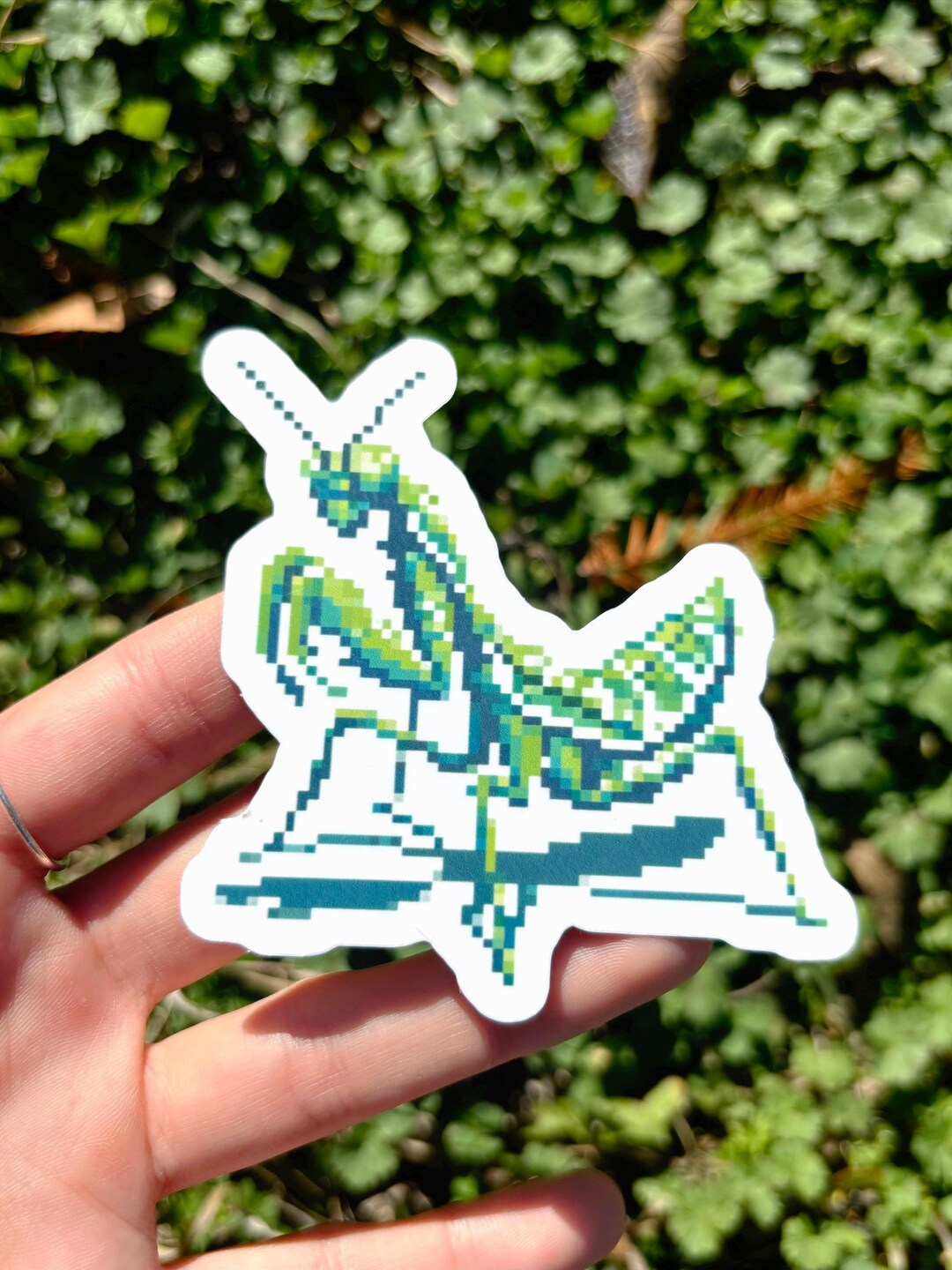 Pixel Art Praying Mantis Sticker - Cute Mantis Sticker, Green Mantid ...