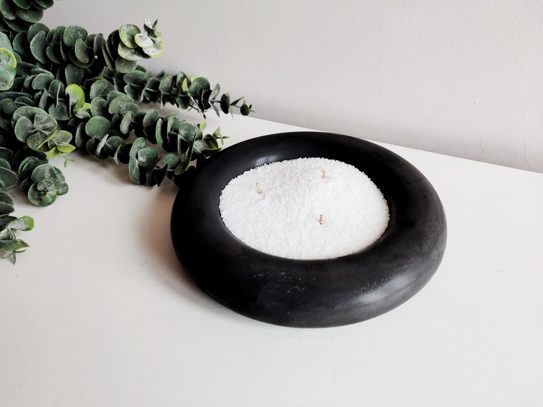 Sand Wax Candle, Powder Wax Candle, Pearled Pearl Powder in a Ceramic ...