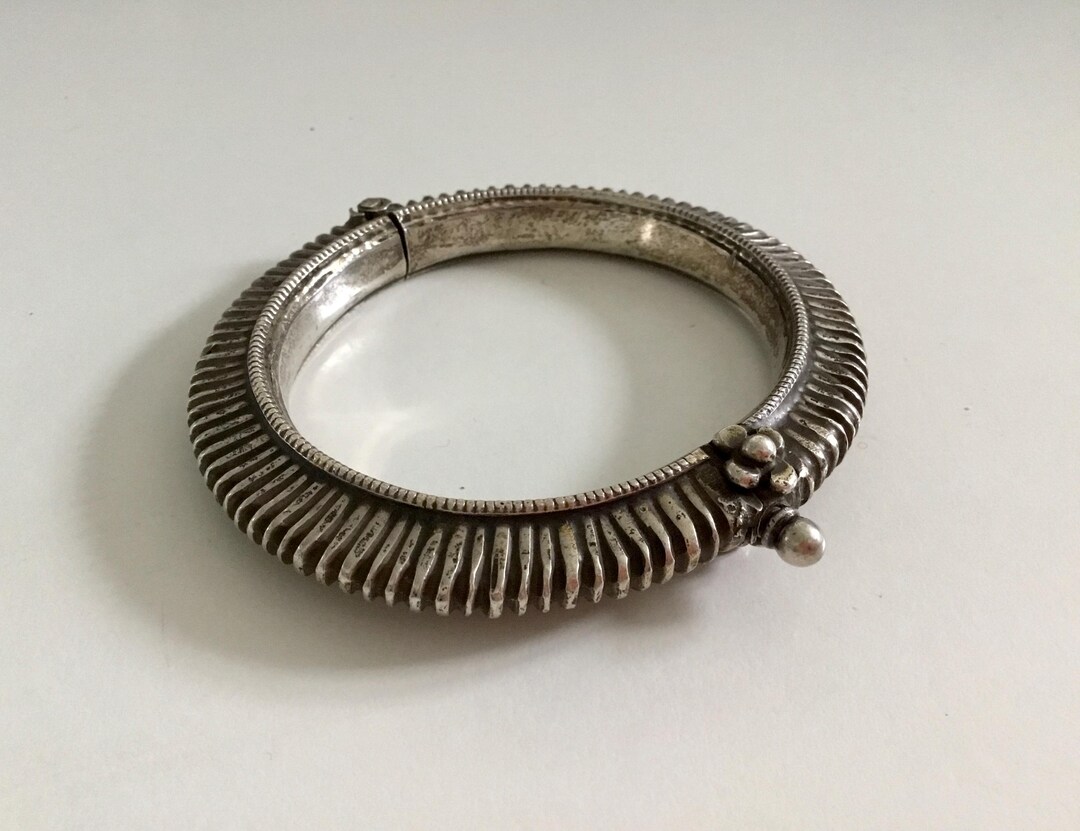 Antique Indian Rajasthani Hinged Bangle, Ethnic Silver Bracelet Original Boho Bangle, Decorative ...