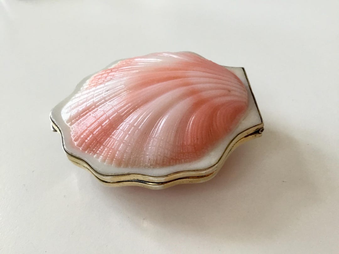 Rare Semi-antique USSR Russian Figural Clam Shell Powder Compact 875 ...