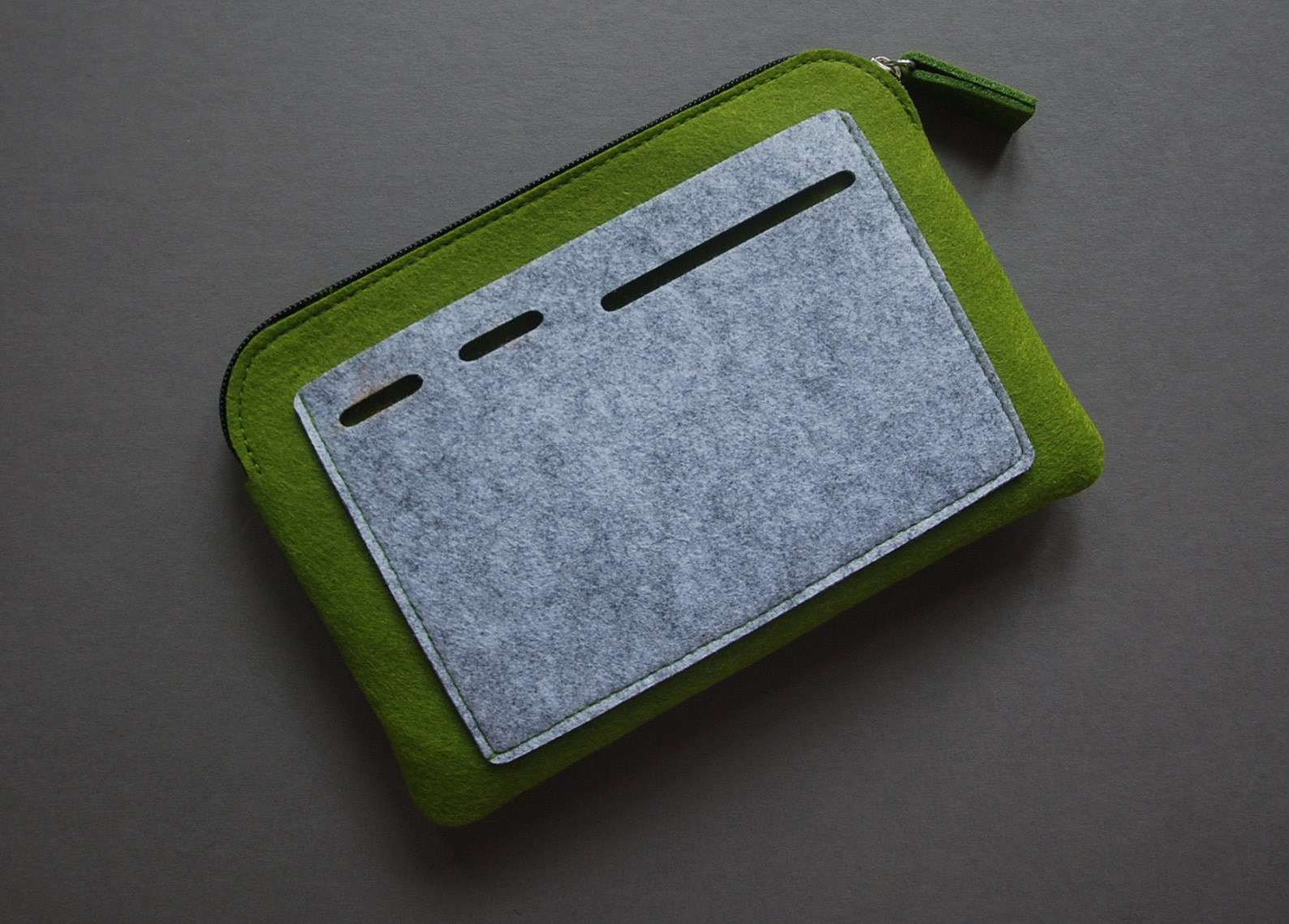 Felt Zipper Bag Tech Organizer Pouch Green/grey. - Etsy