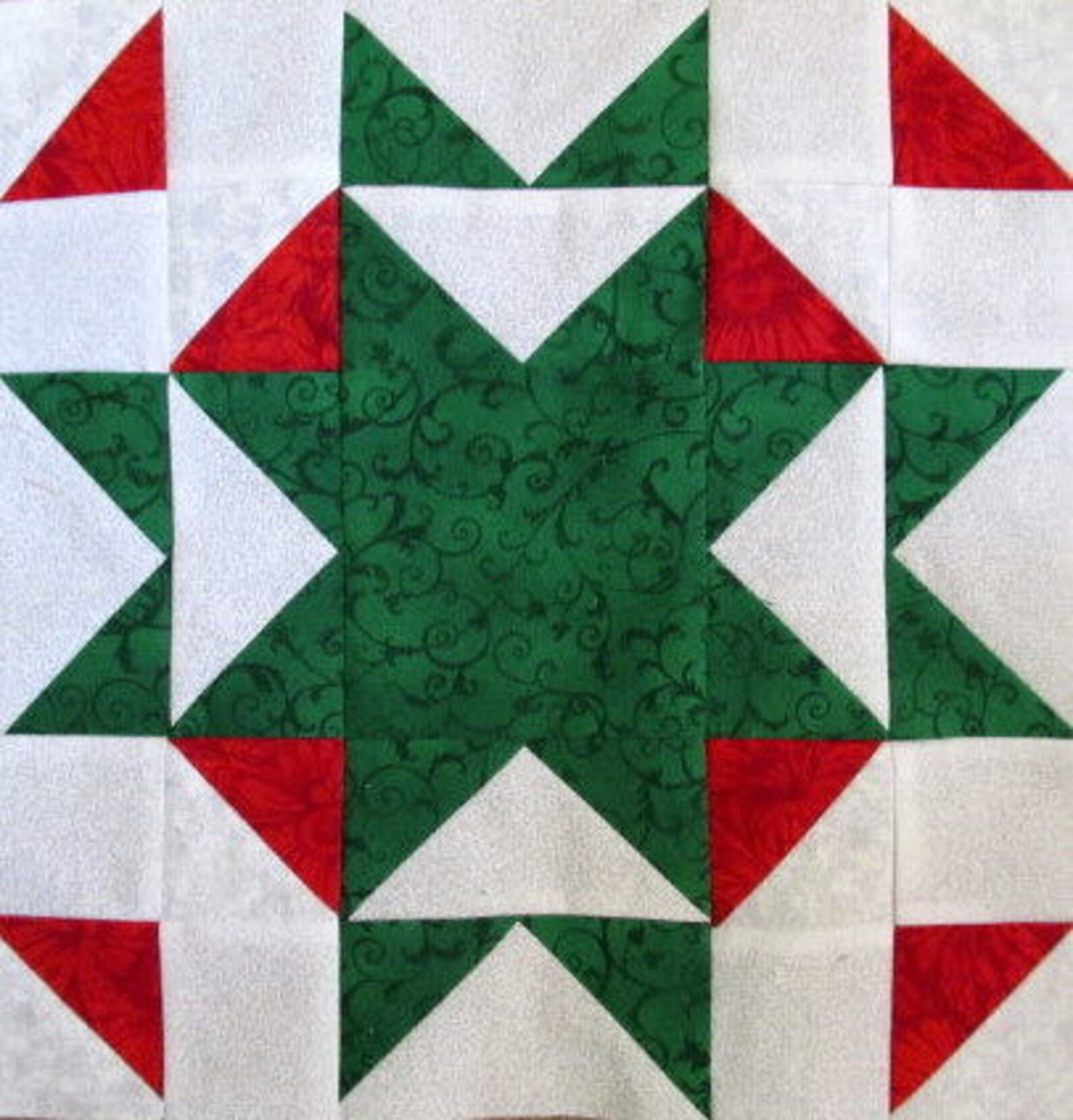 A Holiday Quilt Pattern Book Complete Cutting and Sewing Instructions ...
