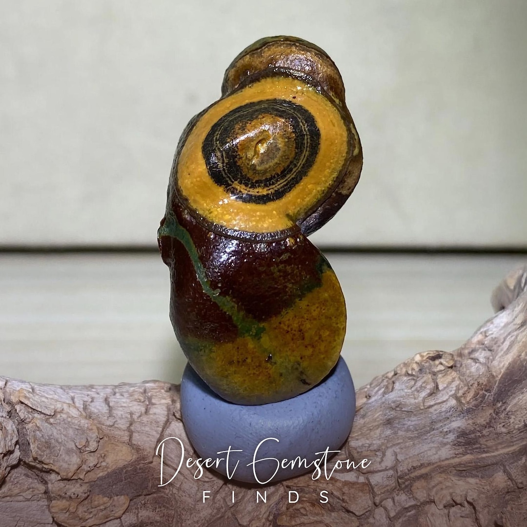 Alxa Gobi Agate – Natural, Rare, & Handheld Mongolian Gobi Desert Agate ...