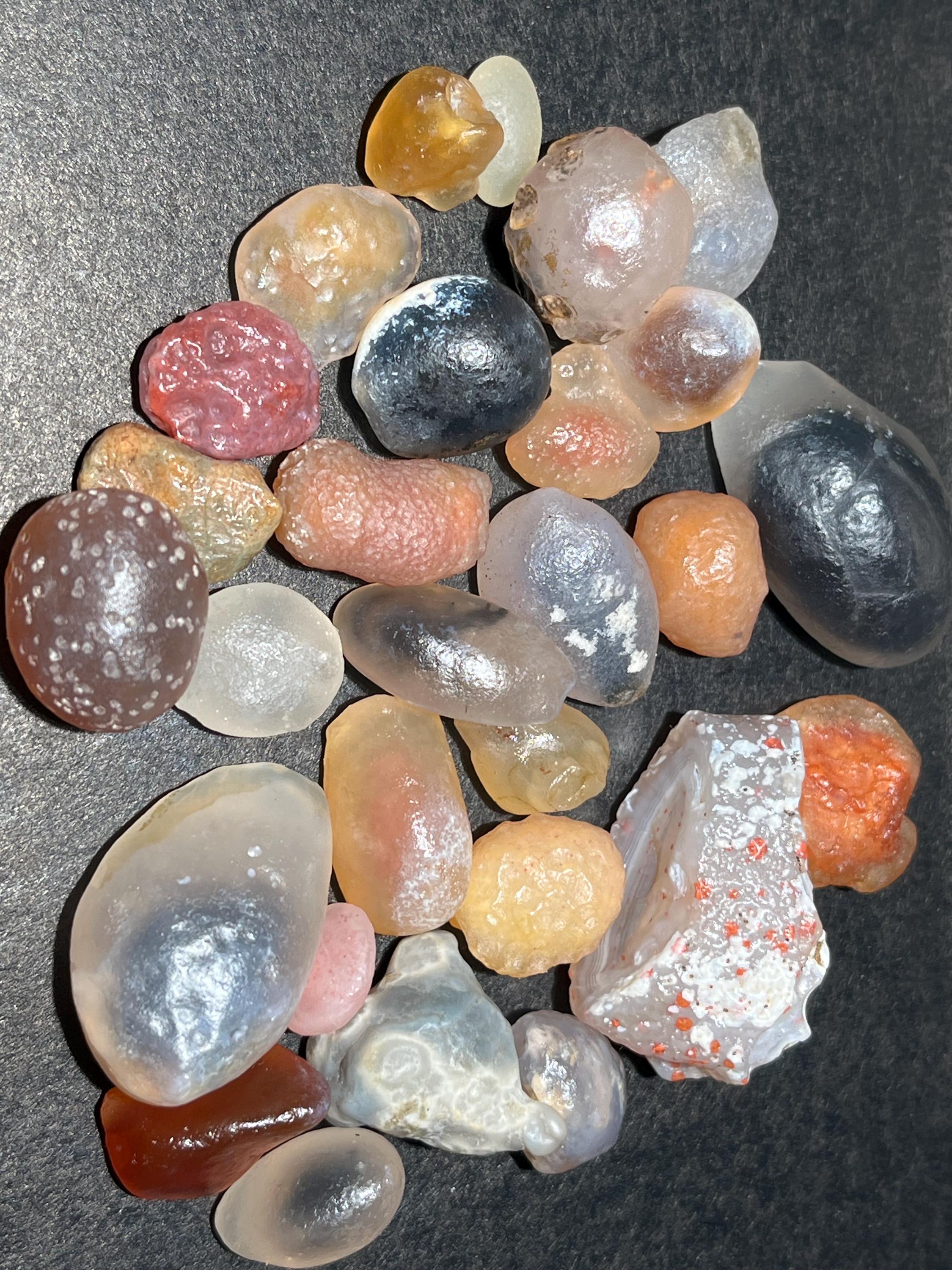 Alxa Gobi Desert Candy Heart Agate, Mongolian Gobi Stone, Designer ...