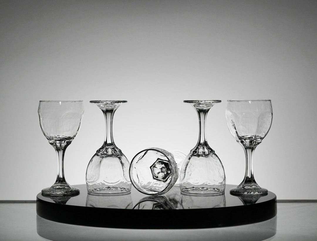 Textured Hexagonal Clear Wine Glass Set Of 5 Vintage Wine Glassware Elegant Glasses For