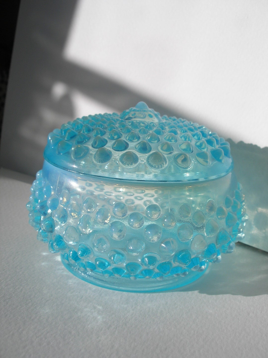 Vintage Mid Century Fenton Blue Opalescent Glass Hobnail Round Puff Box ...