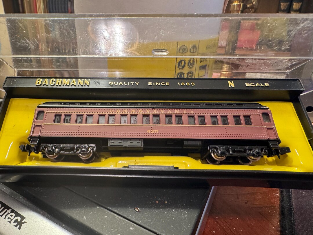Bachmann N-scale 5631 - Pennsylvania 65' Standard Coach, Without Lights ...