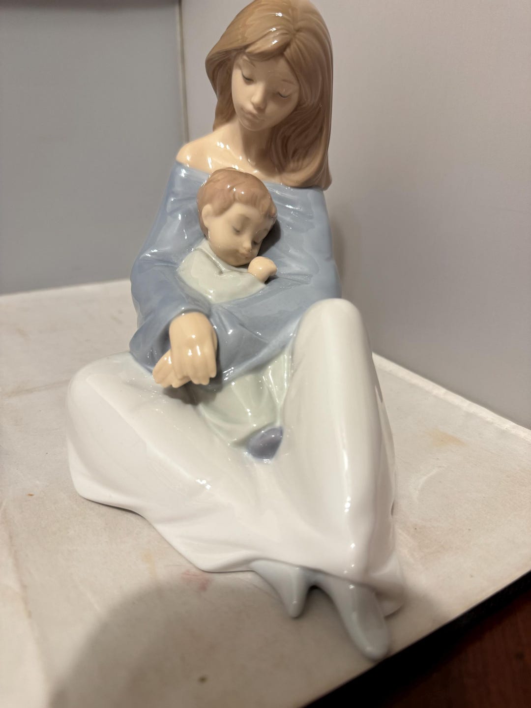 Llardo Nao Collectible Porcelain Figurine - 'the Greatest Bond' - 7 1/4 ...