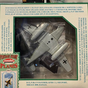 Die Cast Plane With Stand - Messerschmitt 262 - 1/100 Historically ...