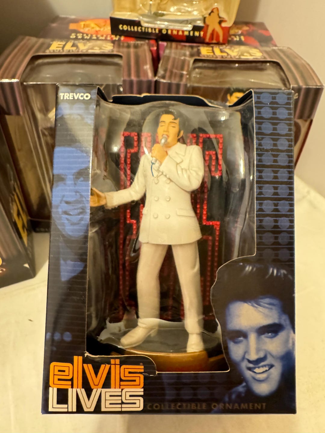 Elvis Collectible Ornament - "elvis Lives" - by Trevco - '68 Comeback ...