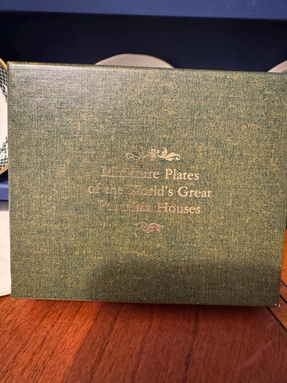 Miniature Plates of the World's Great Porcelain Houses Complete Set of ...