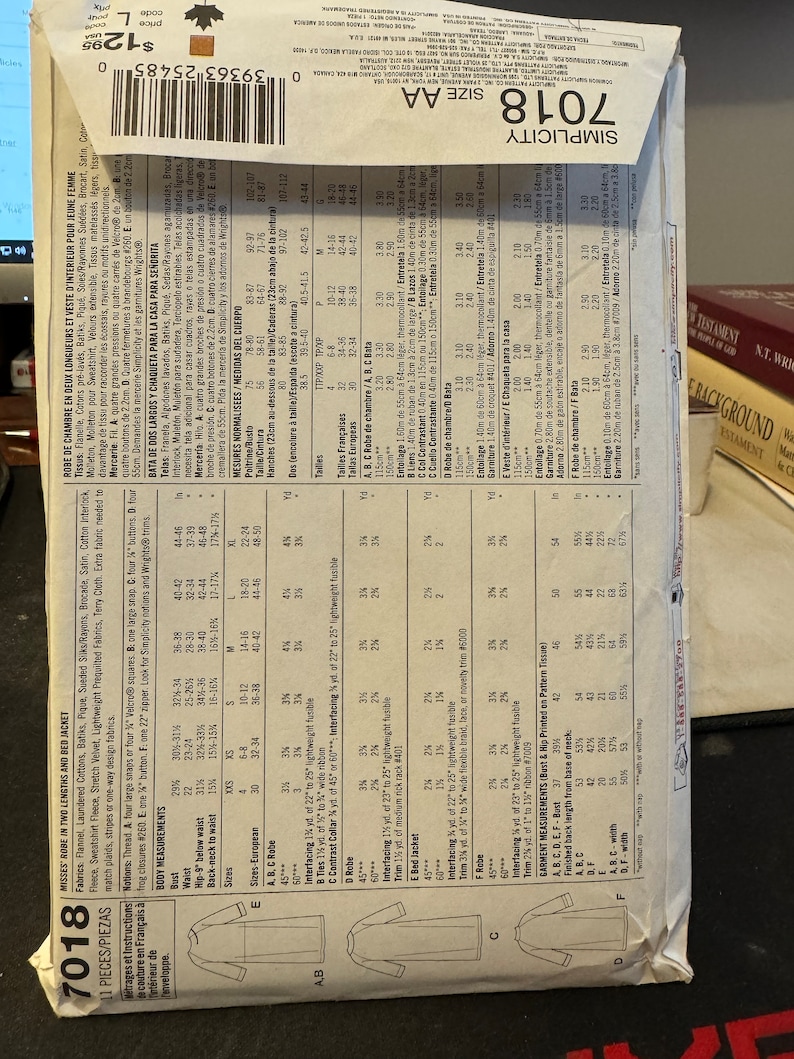 Simplicity Pattern 7018 - Misses' Robe in Two Lengths and Bed Jacket ...