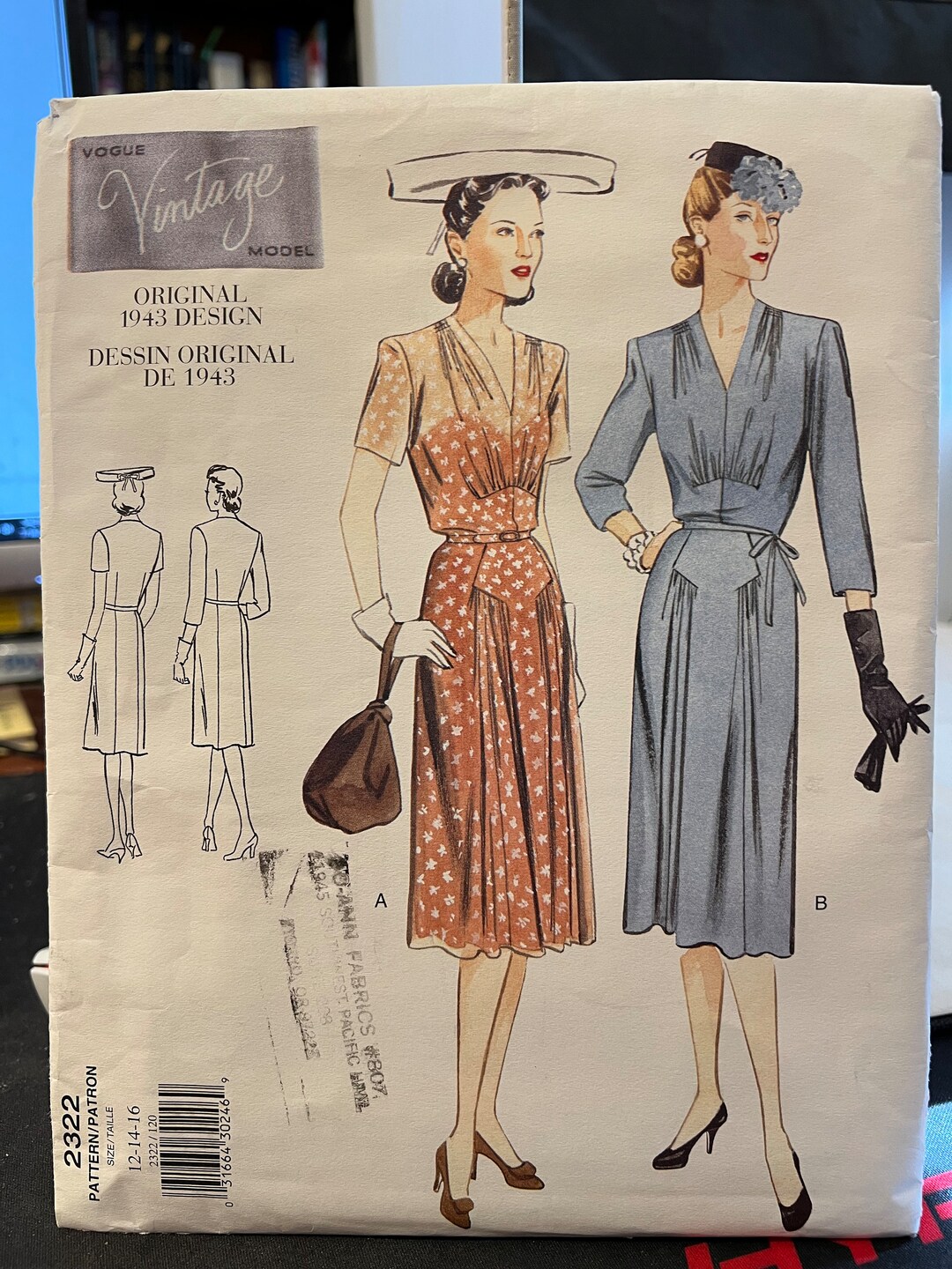 Vogue Patterns 2322 - Original 1943 Design - Misses' Dress & Belt Size ...